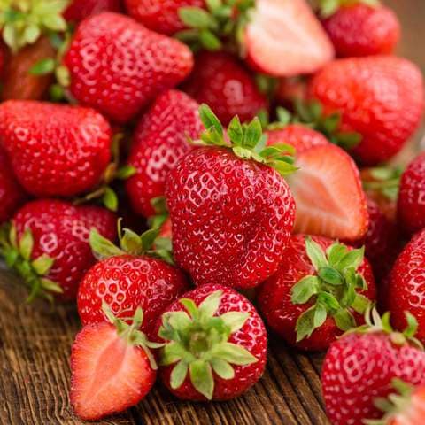 Strawberry import 250 g price in Saudi Arabia | Carrefour Saudi Arabia ...